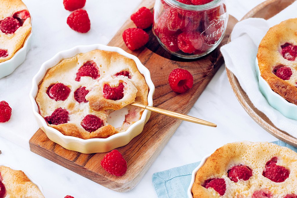 Mini clafoutis z malinami - przepis – Ania Starmach